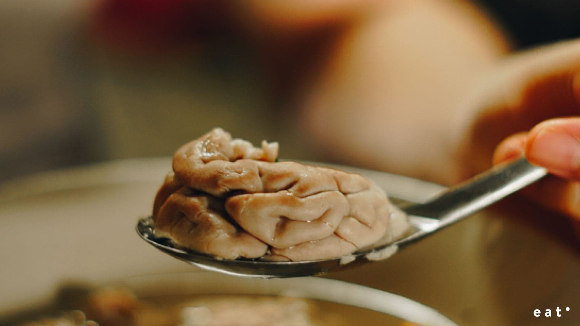 ลูกชิ้น มันสมองหมูไทยทำ เมนูเด็ดที่แพร่งภูธร - Urban Creature