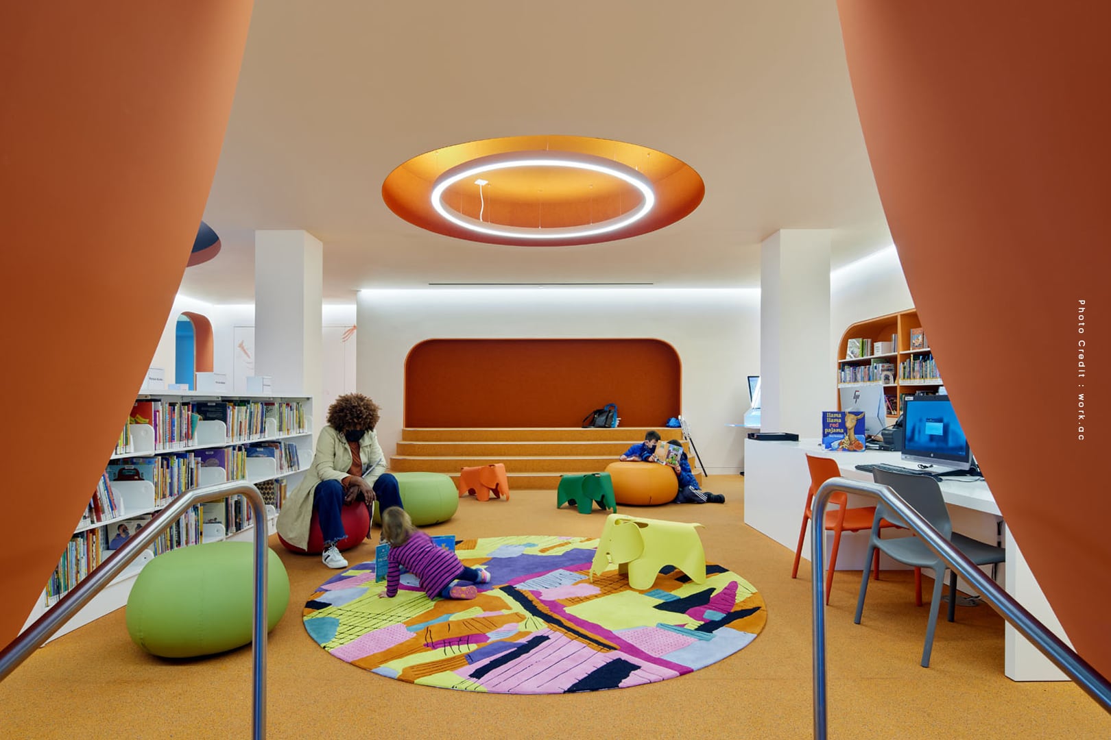 Adams Street Library ห้องสมุดสาธารณะใน New York - Urban Creature