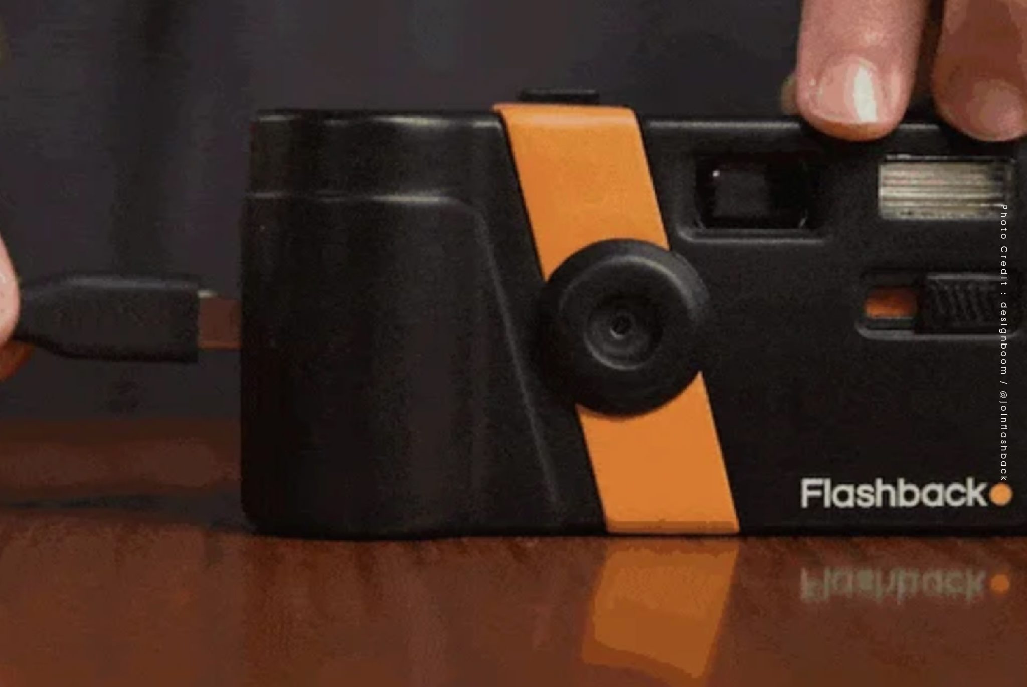 ‘Flashback’ กล้องลูกผสมระหว่างฟิล์มกับดิจิทัล - Urban Creature