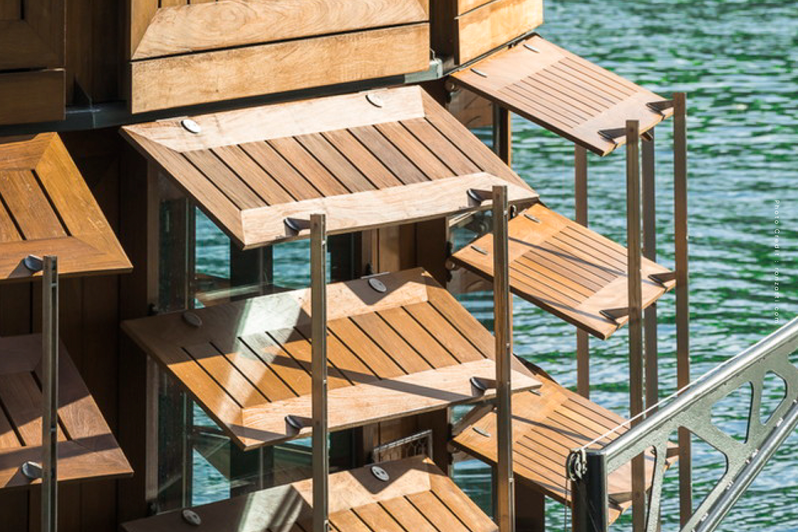 Adamant Hospital โรงพยาบาลจิตเวชลอยน้ำ - Urban Creature