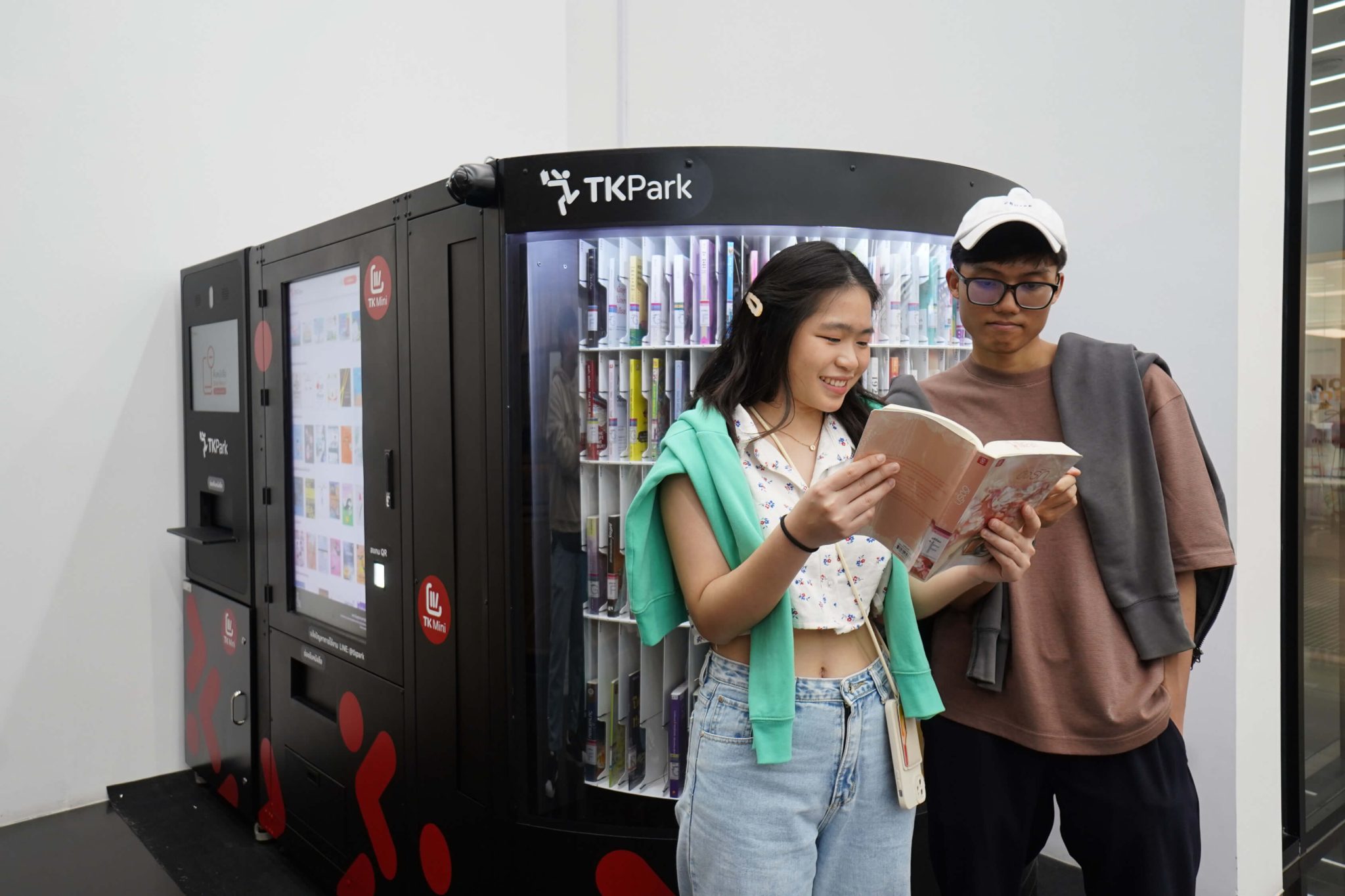 ‘TK Mini’ ตู้ยืม-คืนหนังสือตู้แรกของไทย - Urban Creature