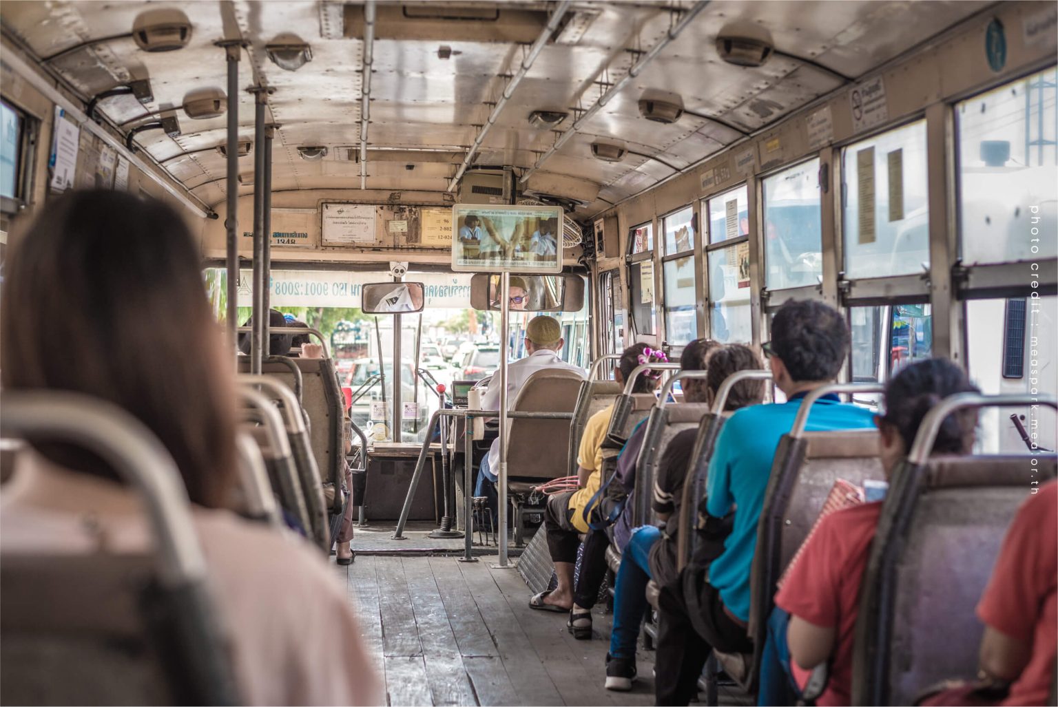 เตรียมบอกลารถเมล์ร้อน เปลี่ยนเป็นรถระบบ EV - Urban Creature